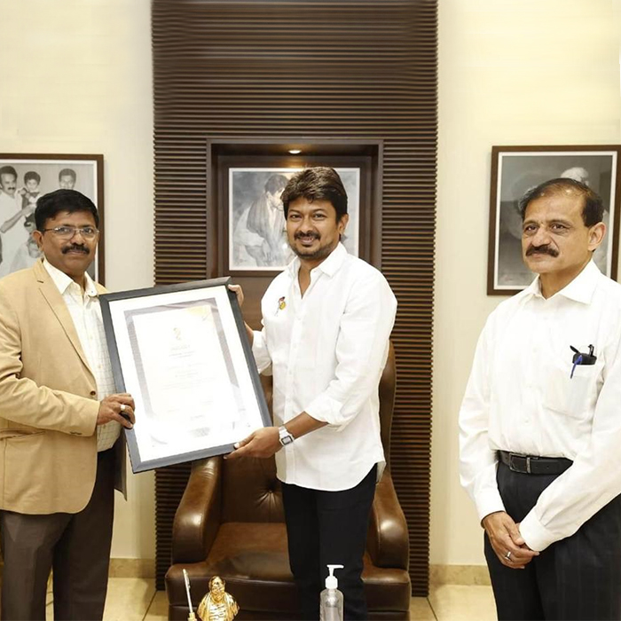 Shri. Udayanidhi Stailn, Greets Mr.Sekar J Manoharan for Receiving a ...